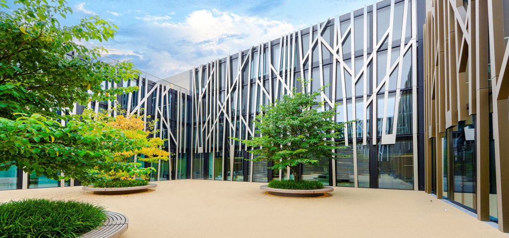 Maria-Ward-Schule Nürnberg - BAUER Elektroanlagen